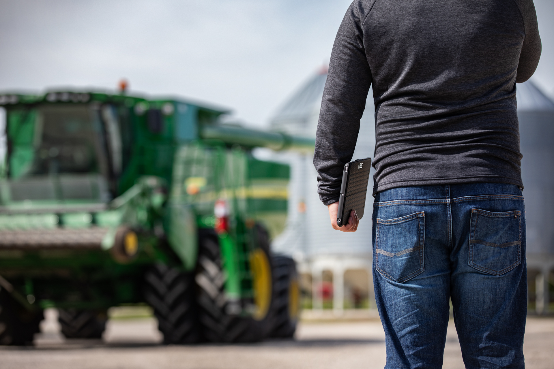 Go digital | Decisive Farming by TELUS Agriculture